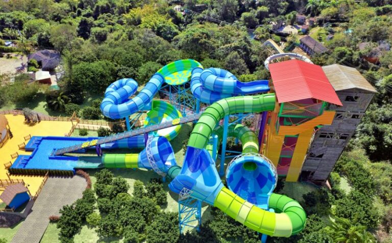 7 Melhores parques aquáticos em Caldas Novas 2025